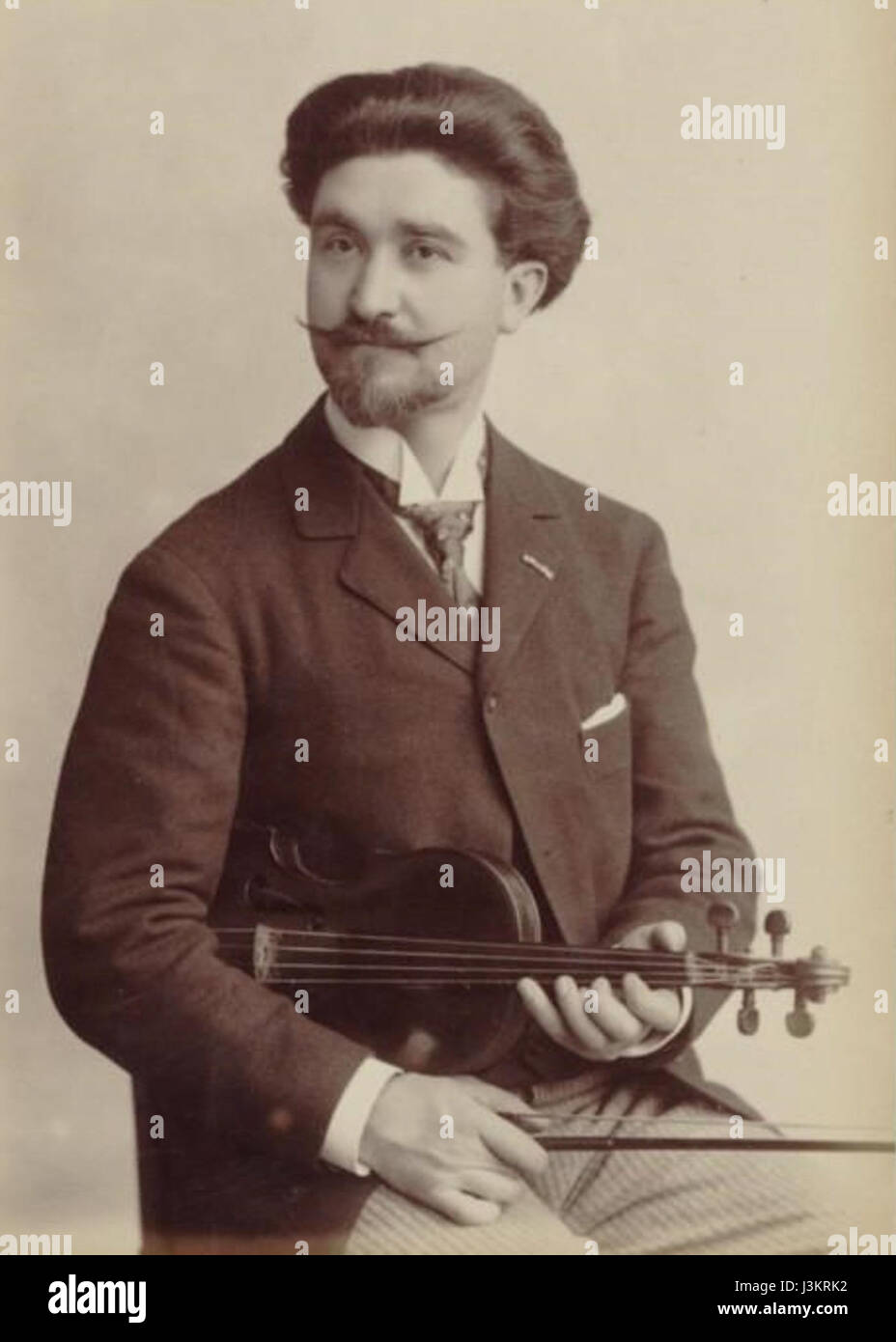 Violoniste hi-res stock photography and images - Alamy