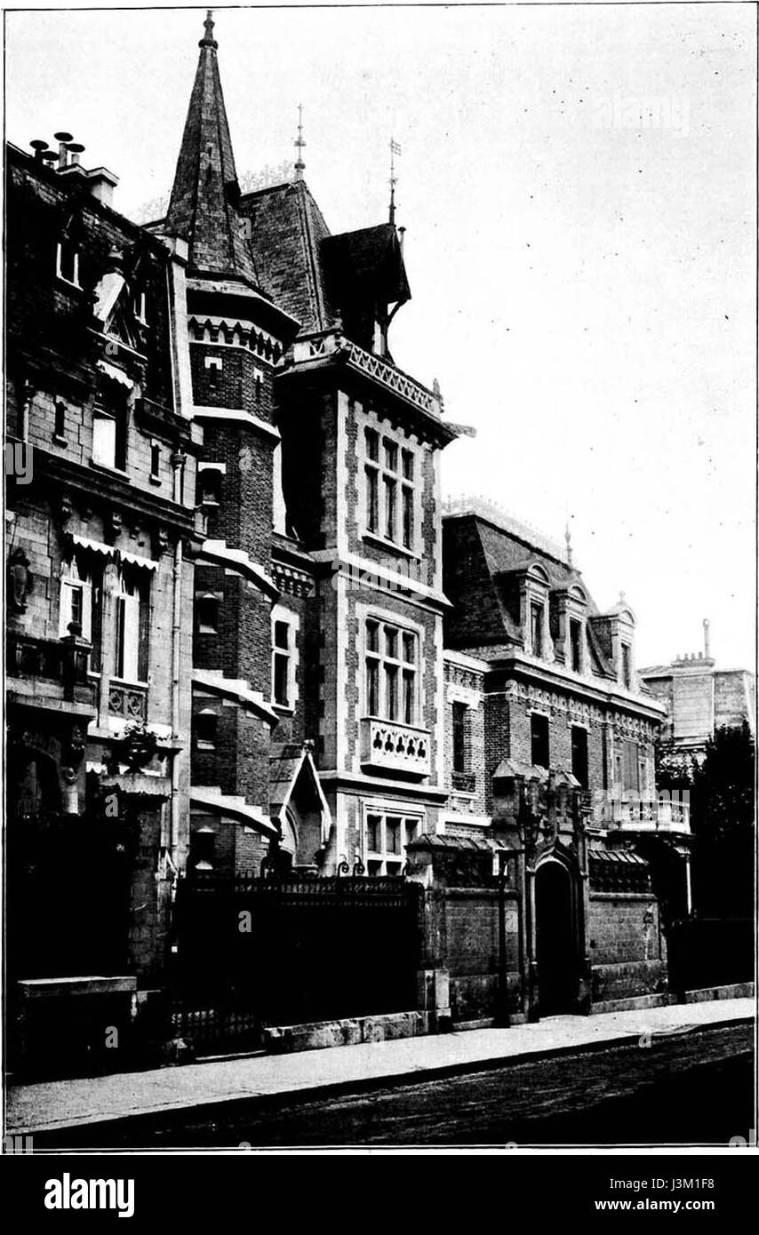 This image depicts the houses on Rue du Ranelagh in the Passy ...