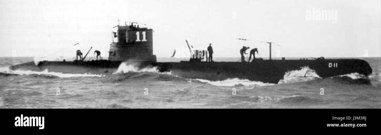 This title likely refers to the ship Hr. Ms. O 112, a Dutch vessel from ...