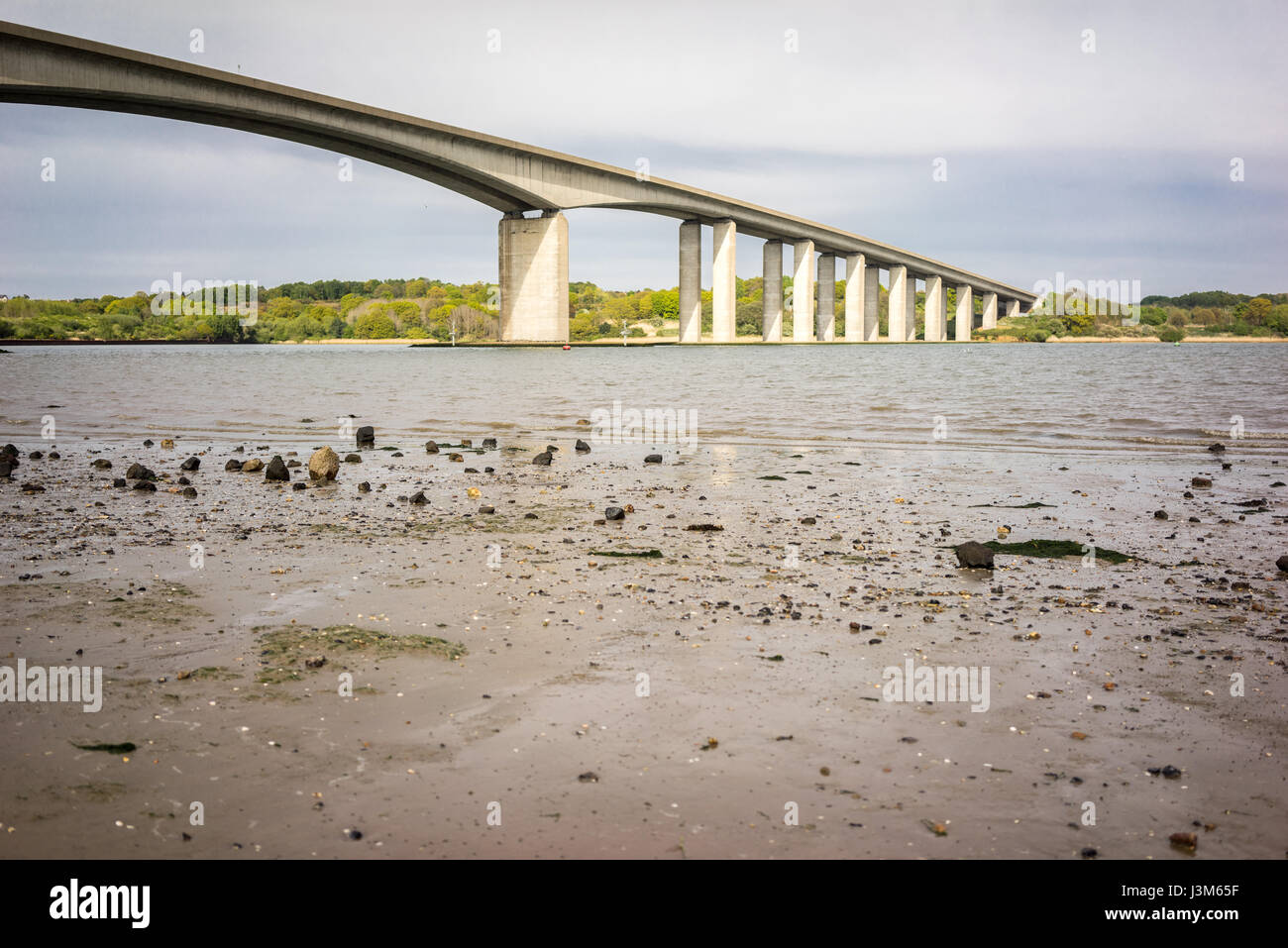 The Orwell Bridge opened to road traffic in 1982 and carries the A14 ...