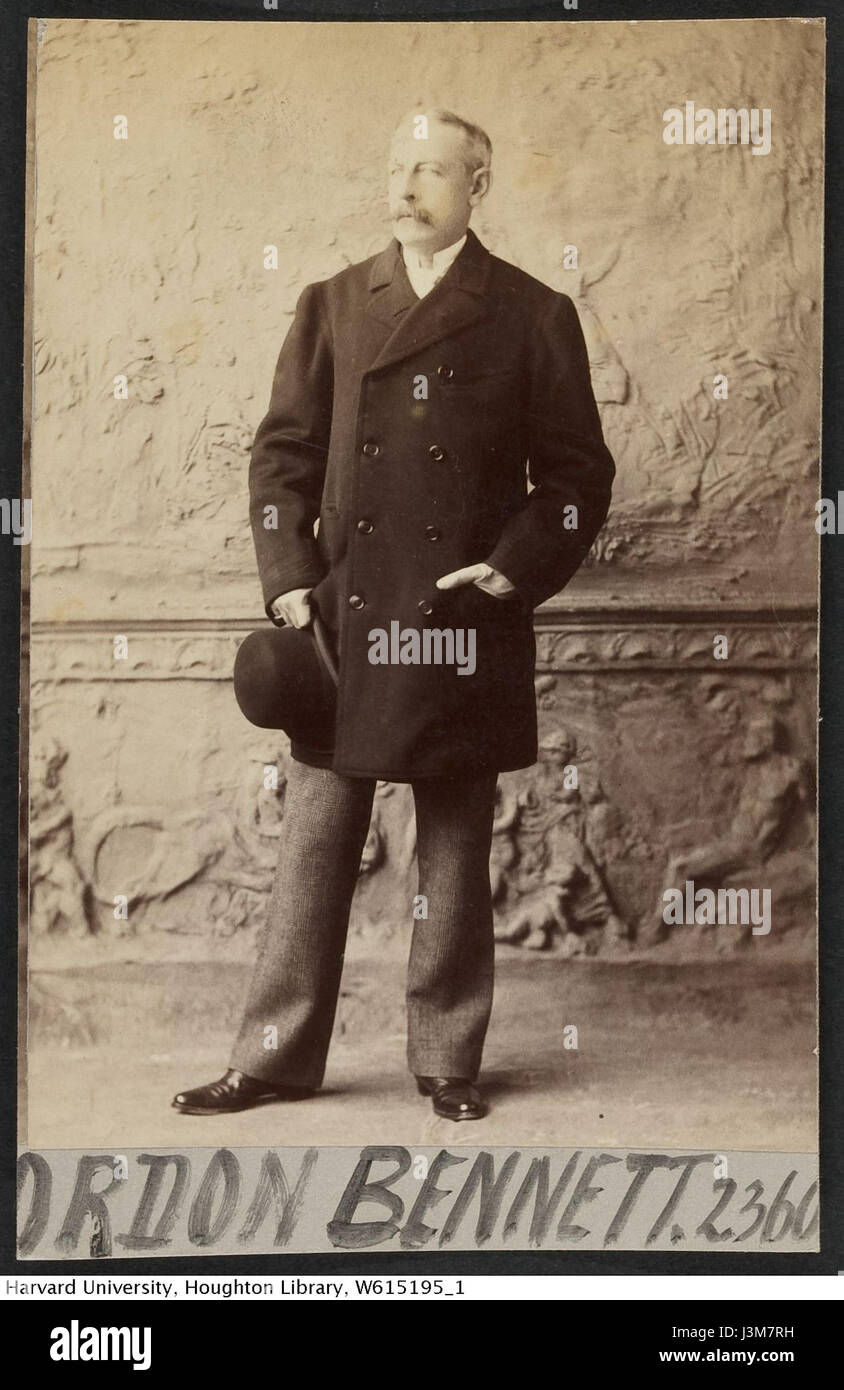Photograph from the Harvard Theatre Collection featuring James Gordon ...