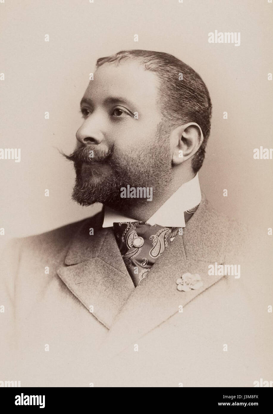 The Harvard Theatre Collection houses a photographic archive that ...