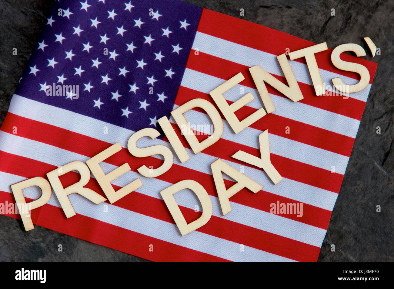 Presidents' Day signage on the American flag Stock Photo - Alamy