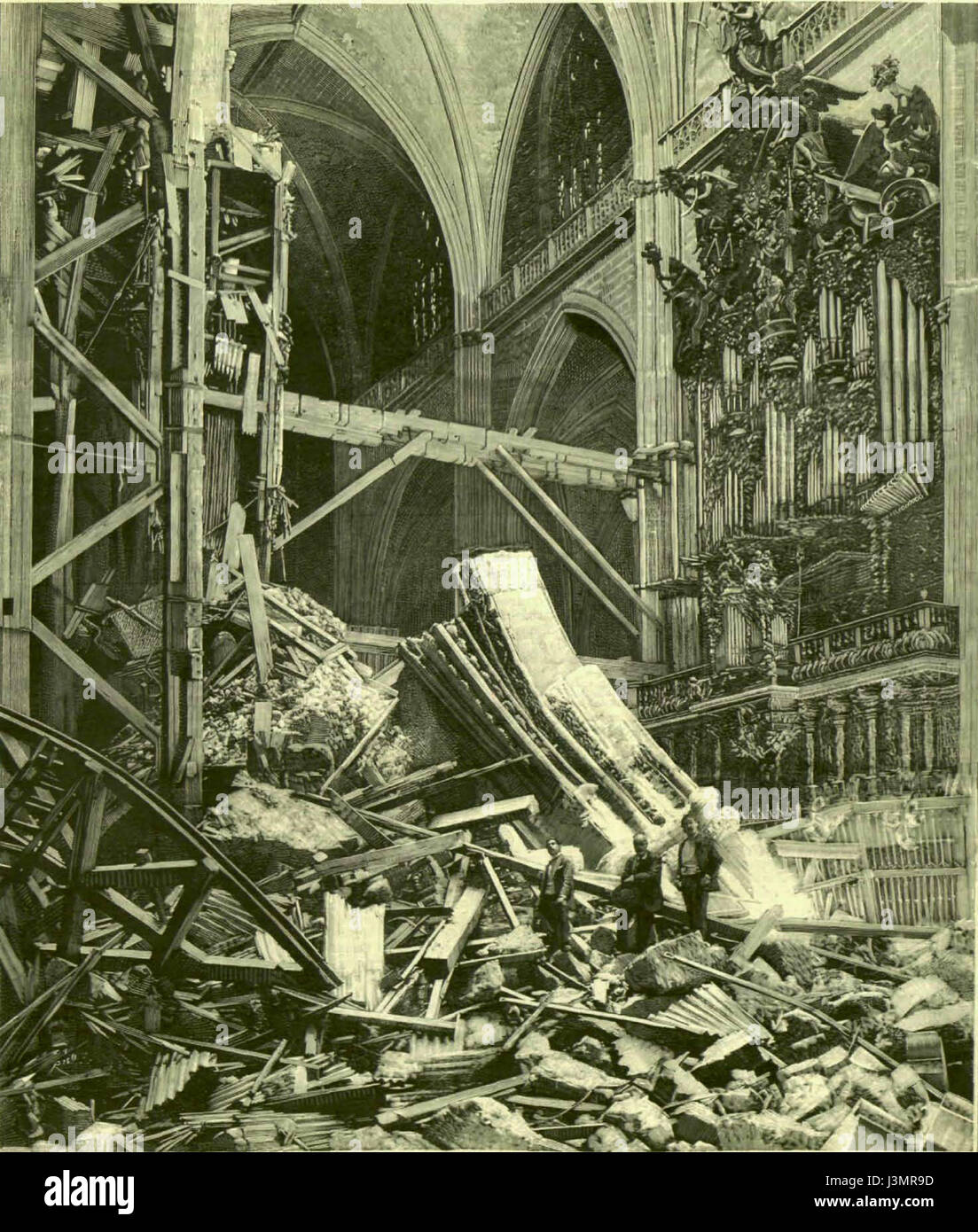 Hundimiento catedral sevilla Stock Photo - Alamy