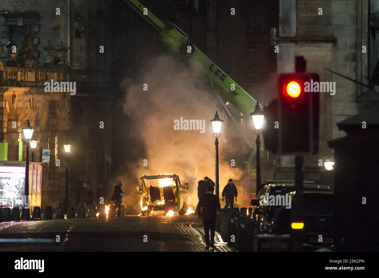 Filming of 'Avengers: Infinity War' on the Royal Mile in Edinburgh ...