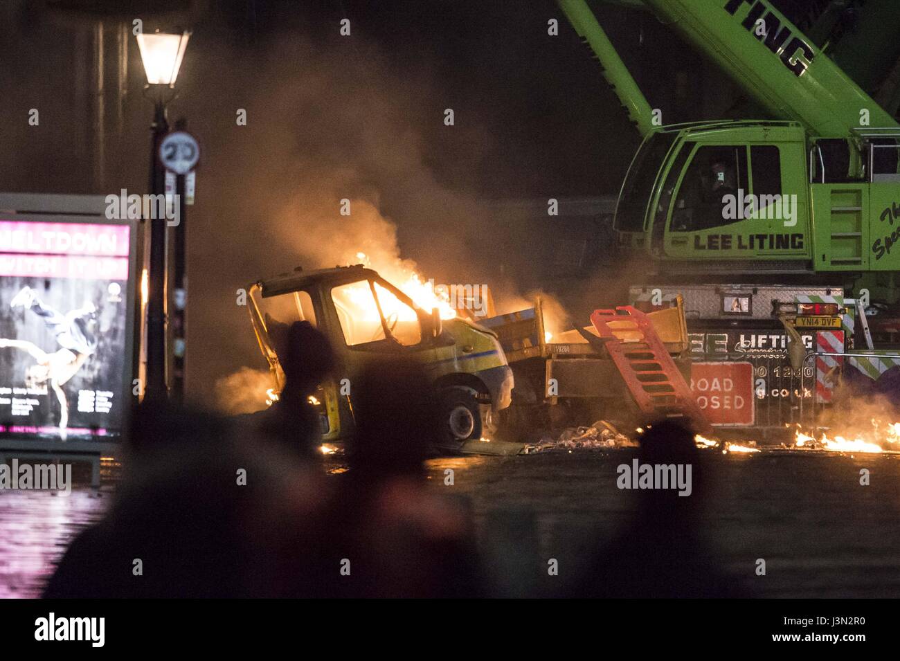 Filming of 'Avengers: Infinity War' on the Royal Mile in Edinburgh ...