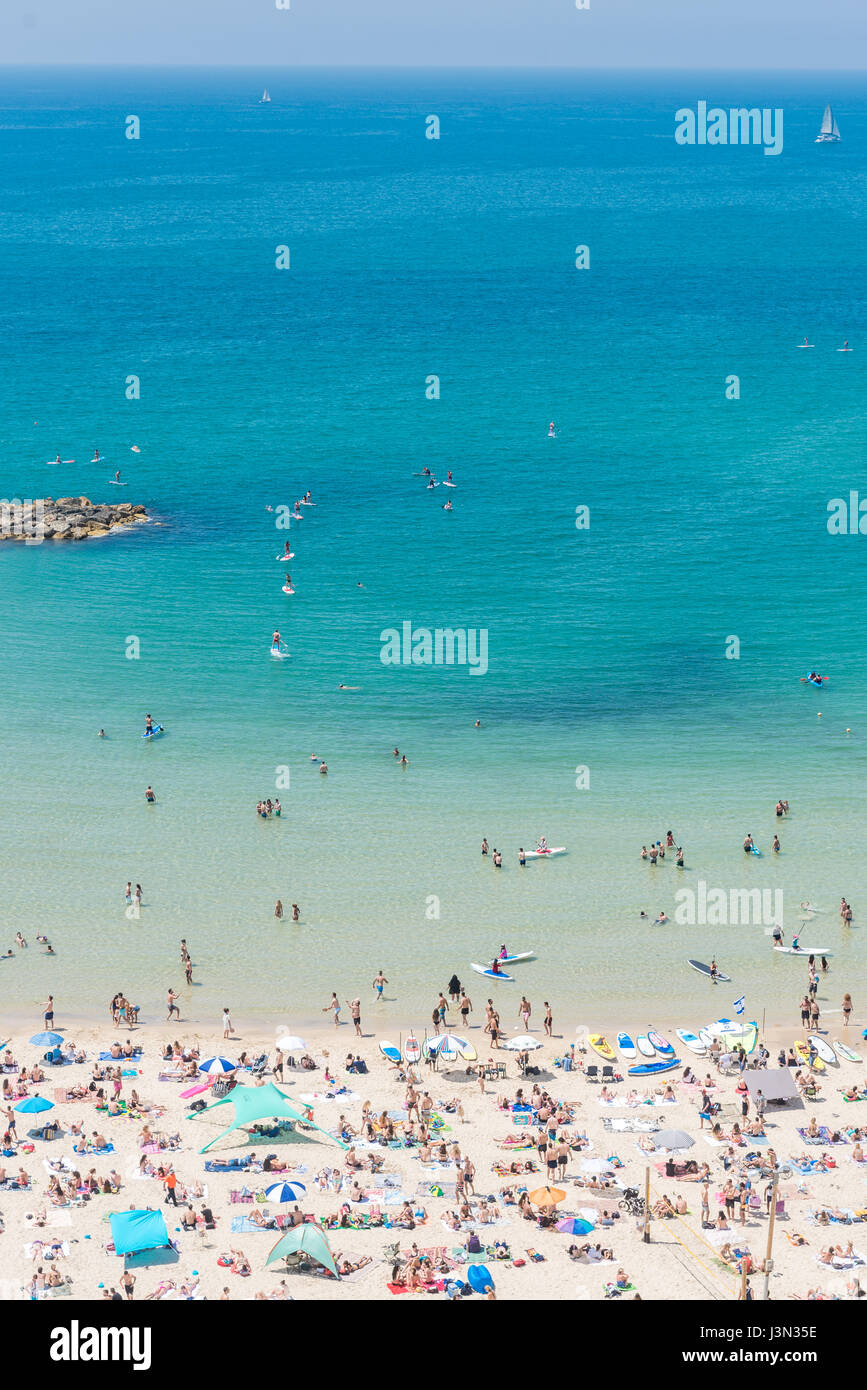 beach seen from above, Tel Aviv-Yafo, Israel Stock Photo - Alamy