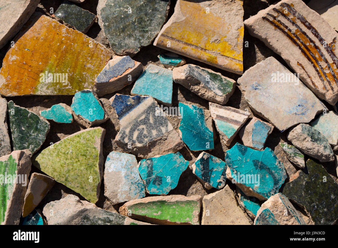 Stones shards hi-res stock photography and images - Alamy