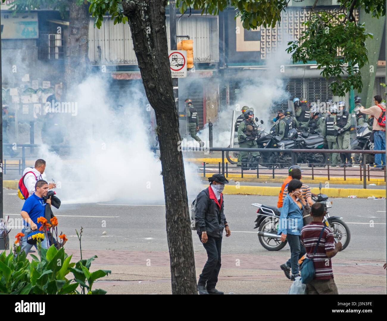 Bolivarian National Police and the National Guard stationed in the ...