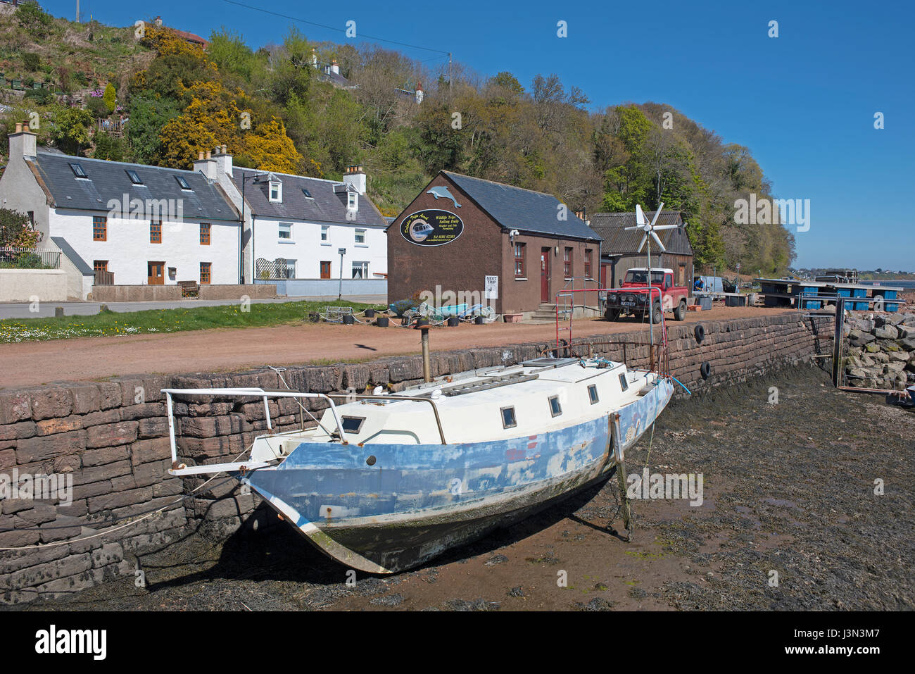 Kilroy castle hi-res stock photography and images - Alamy