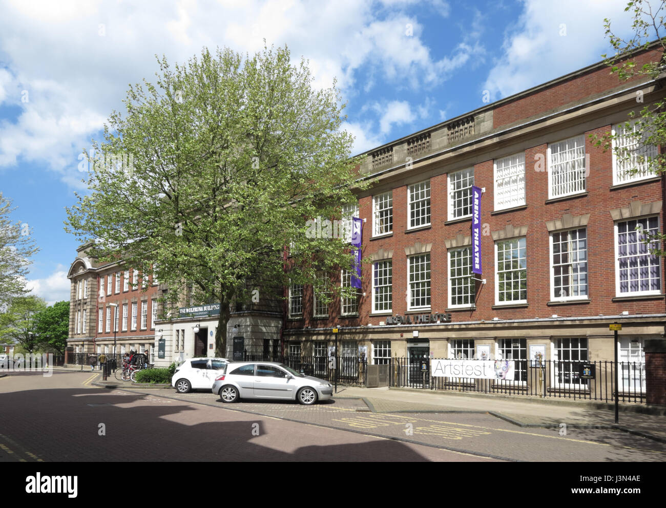 The Wulfruna Building, University of Wolverhampton Stock Photo - Alamy