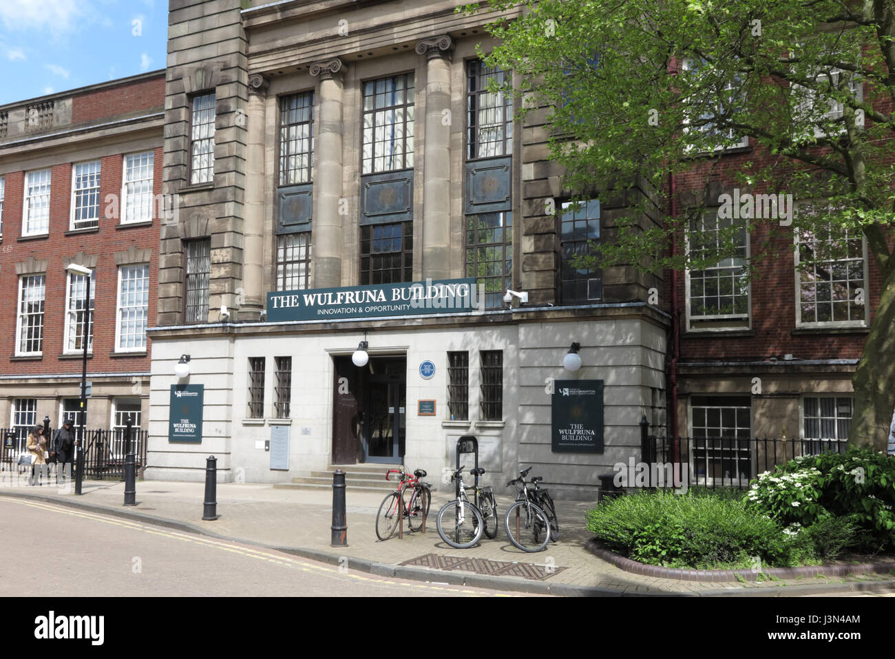 The Wulfruna Building, University of Wolverhampton Stock Photo - Alamy
