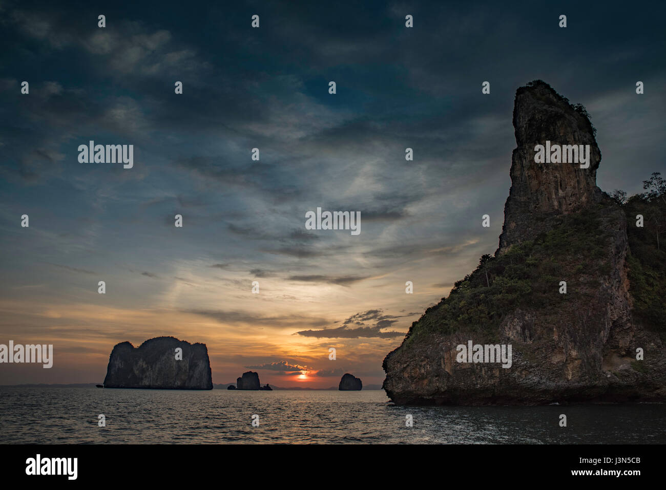 Krabi sunset hi-res stock photography and images - Alamy