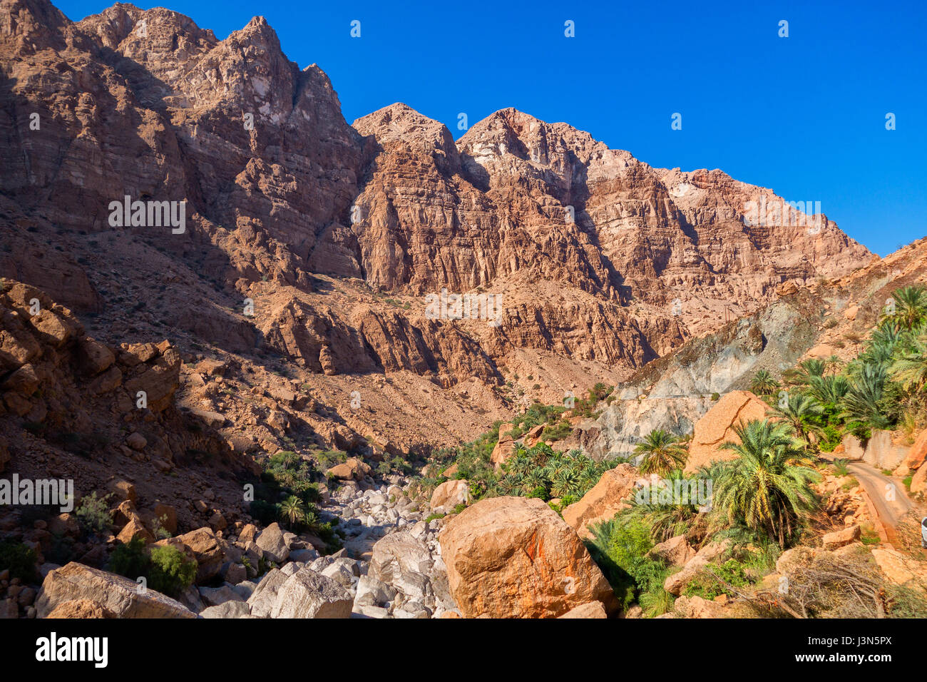 Wadi Tiwi - Ash Sharqiyah Region - Sultanate of Oman Stock Photo - Alamy