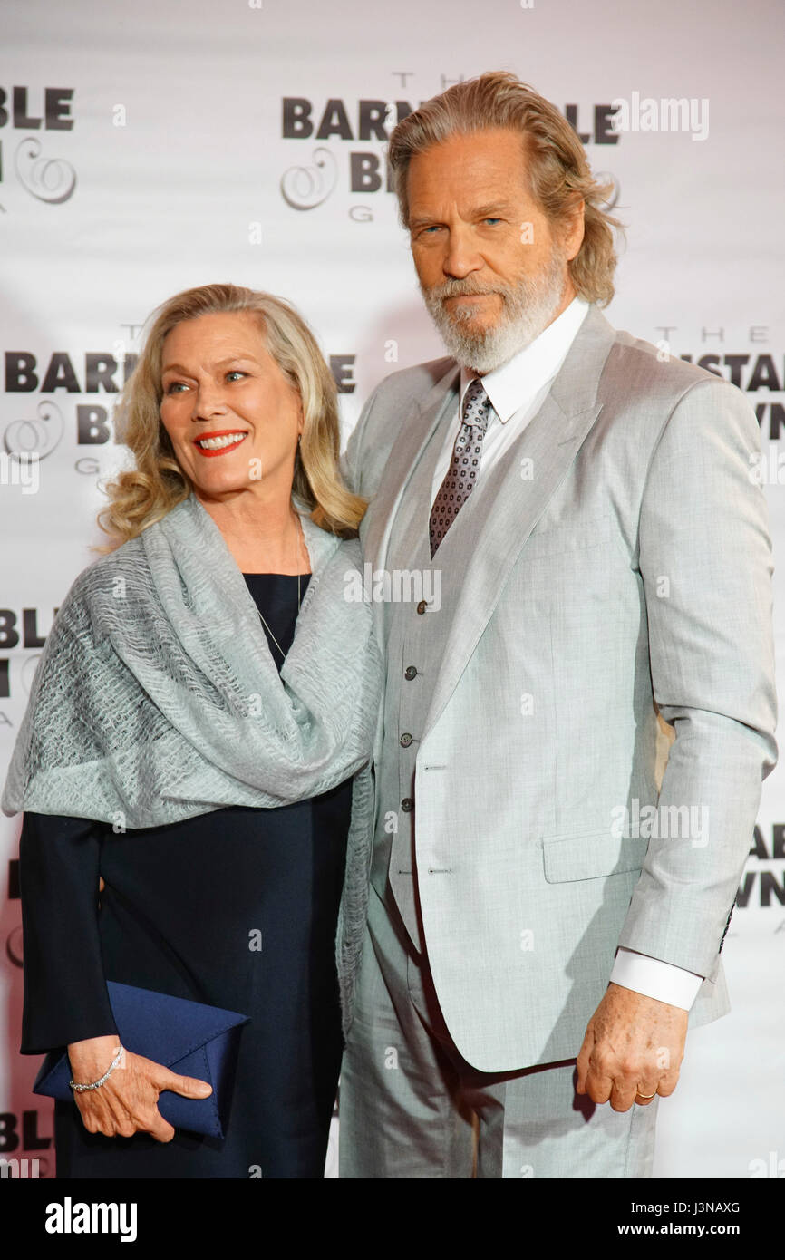 Actor jeff bridges wife susan hi-res stock photography and images - Alamy