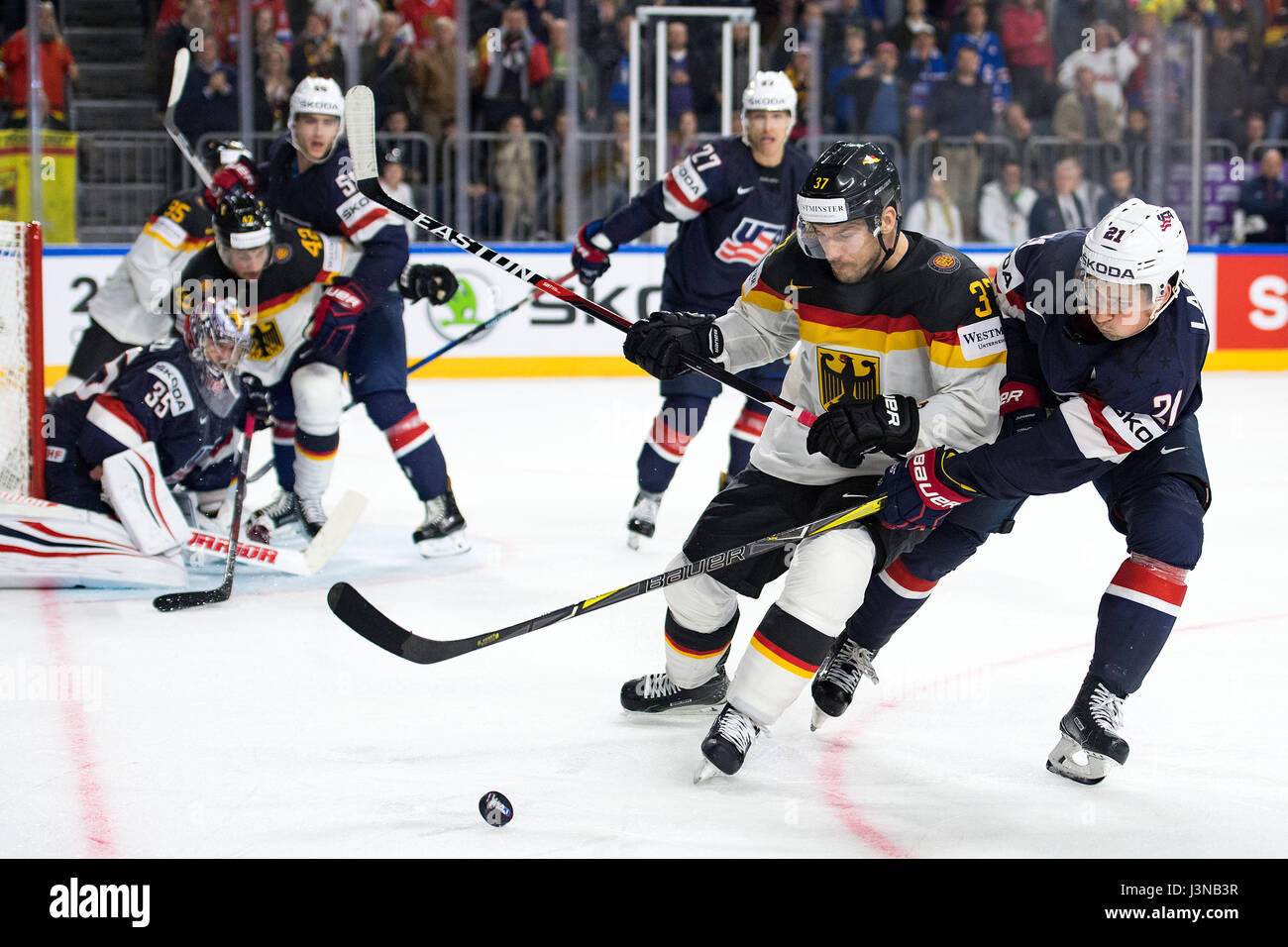 Patrick larkin hi-res stock photography and images - Alamy