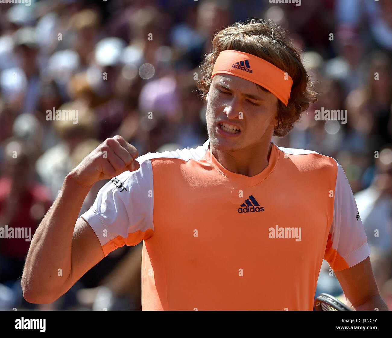 Munich, Germany. 06th May, 2017. German Alexander Zverev wins the men's ...