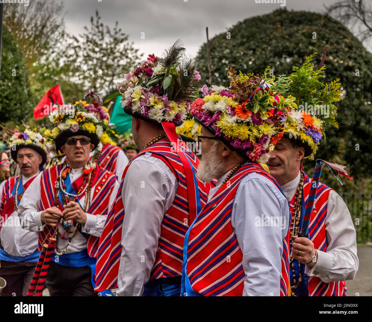 Morris men yorkshire hi-res stock photography and images - Alamy