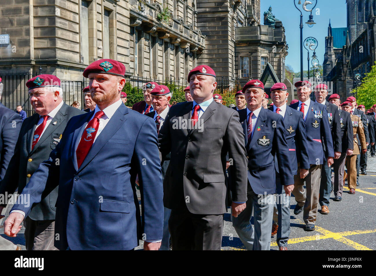 A march past hi-res stock photography and images - Alamy