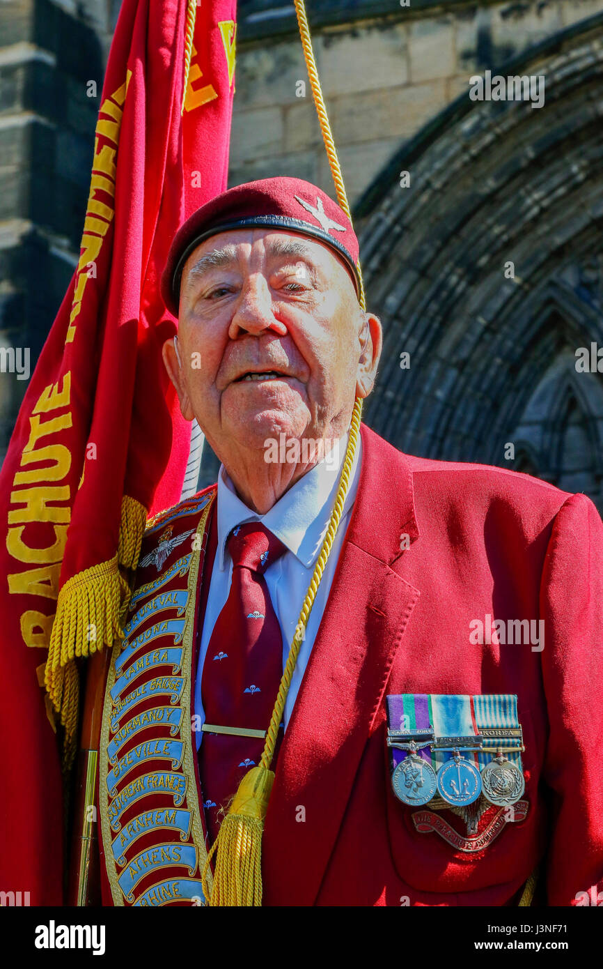 Glasgow, Scotland, UK. 6th May, 2017. To commemorate the 70th ...