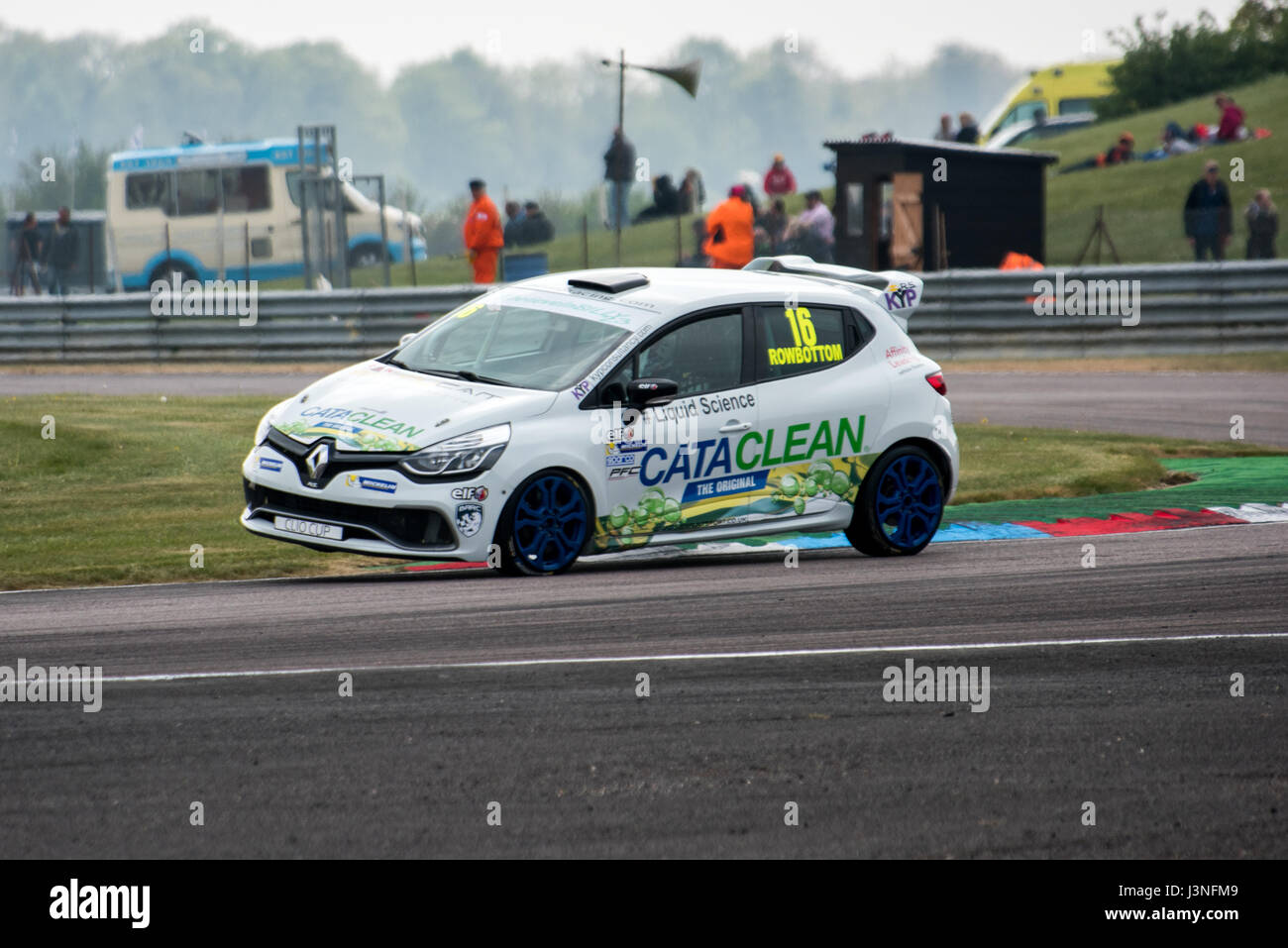 Hampshire, UK. 6th May, 2017. Thruxton Race Circuit and Motorsport ...