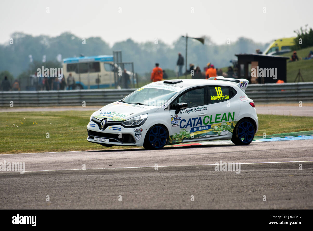 Hampshire, UK. 6th May, 2017. Thruxton Race Circuit and Motorsport ...