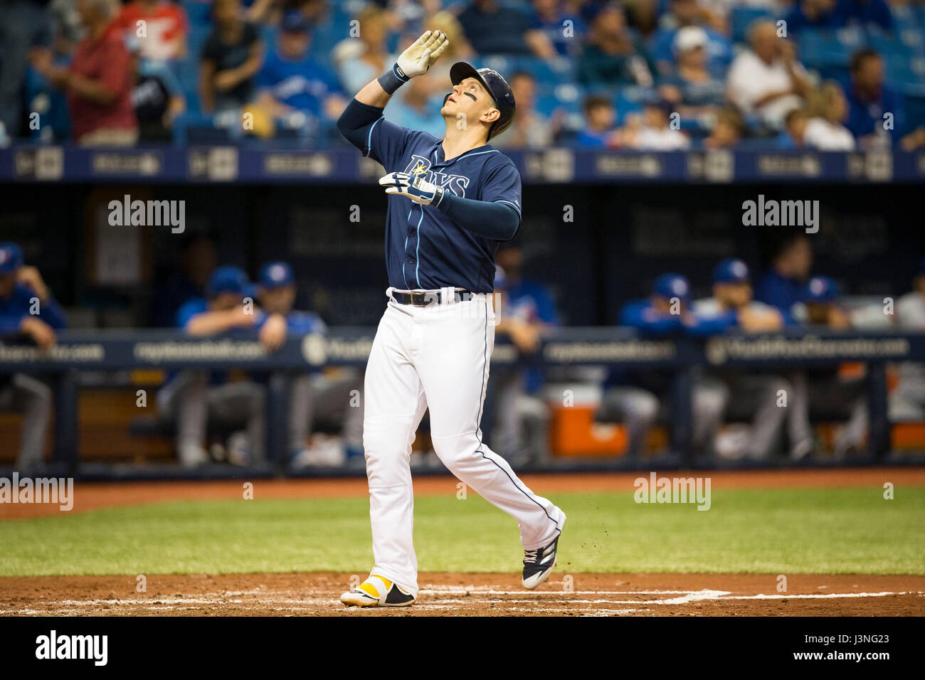 Florida, USA. 6th May, 2017. LOREN ELLIOTT | Times .Tampa Bay Rays ...