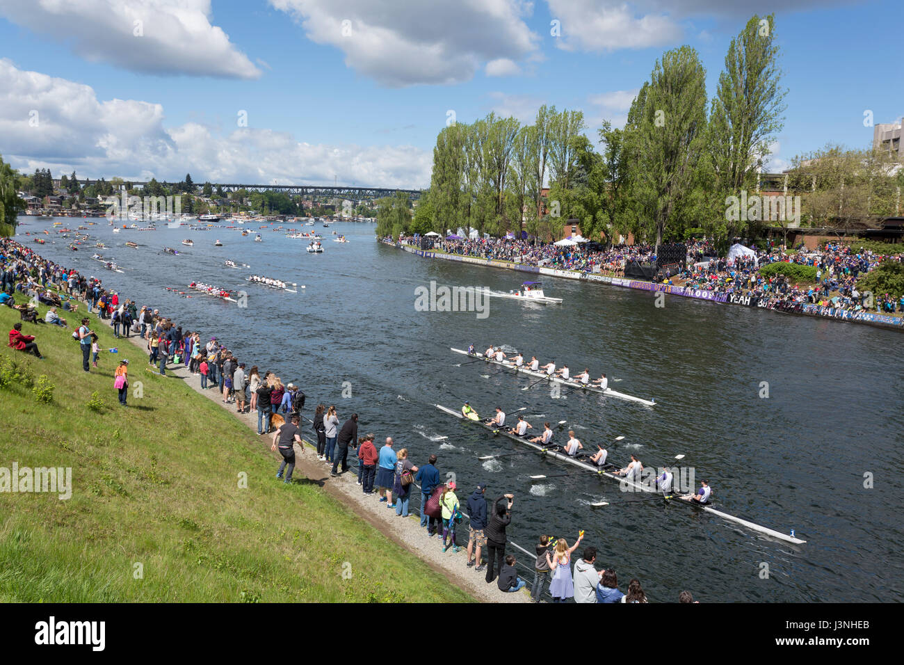 Seattle, Washington, USA. 6th May, 2017. Spectators gathered on the ...