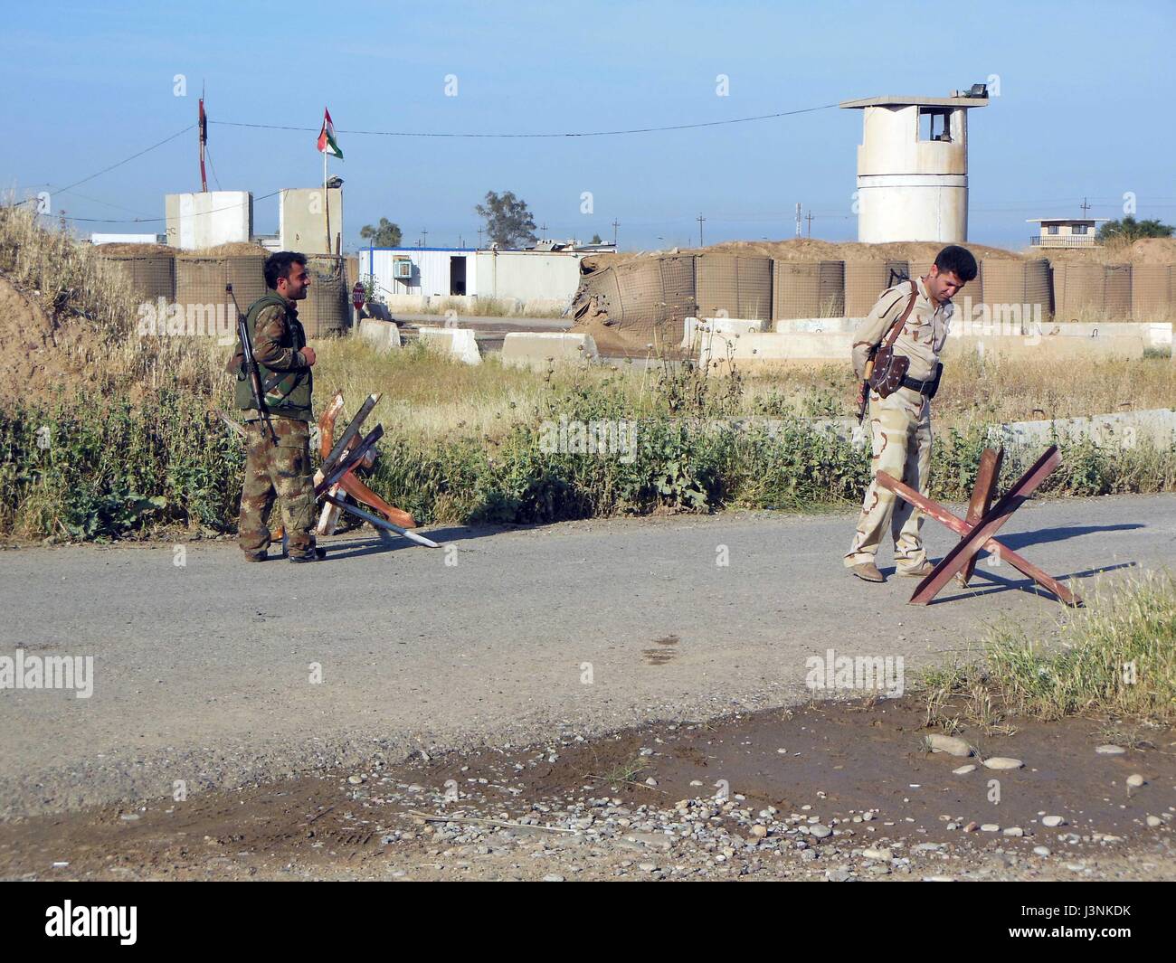 Kurdish military hi-res stock photography and images - Alamy
