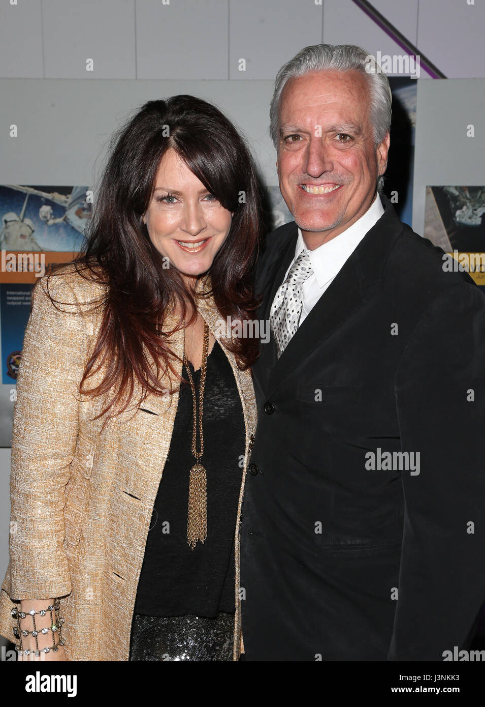 Los Angeles, Ca, USA. 6th May, 2017. Joely Fisher, Christopher Duddy ...