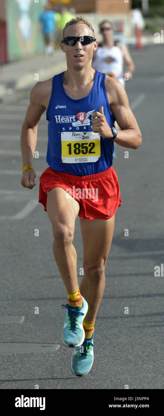 Usa. 7th May, 2017. SPORTS -- Tony Clement of Albuquerque finishes ...