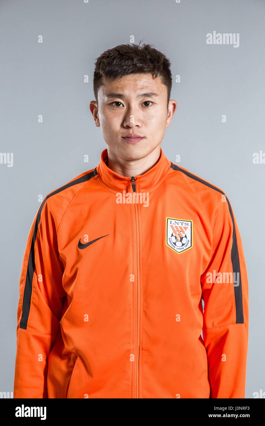 Zhou haibin hi-res stock photography and images - Alamy