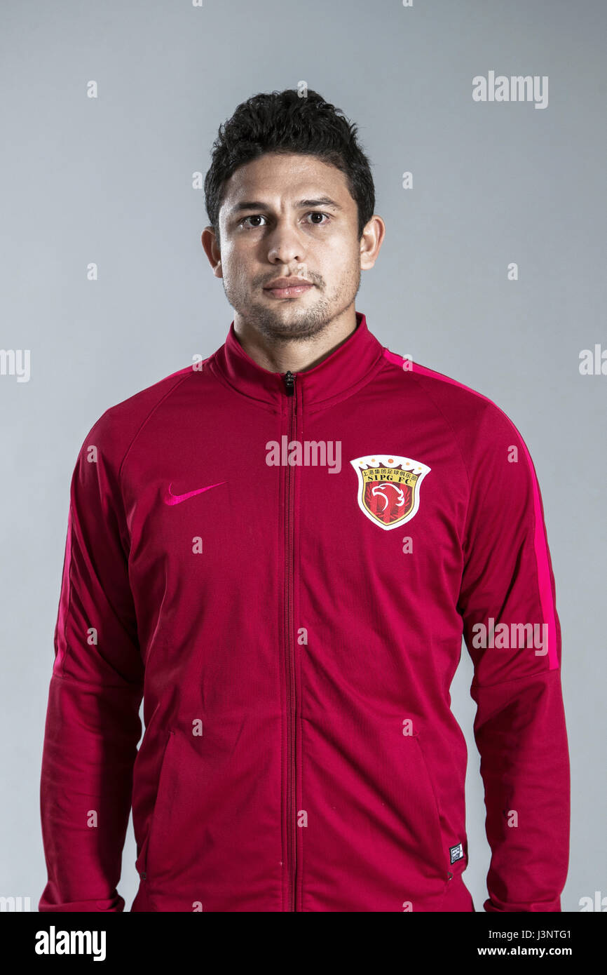 Portrait of Brazilian football player Elkeson of Shanghai SIPG F.C. for ...
