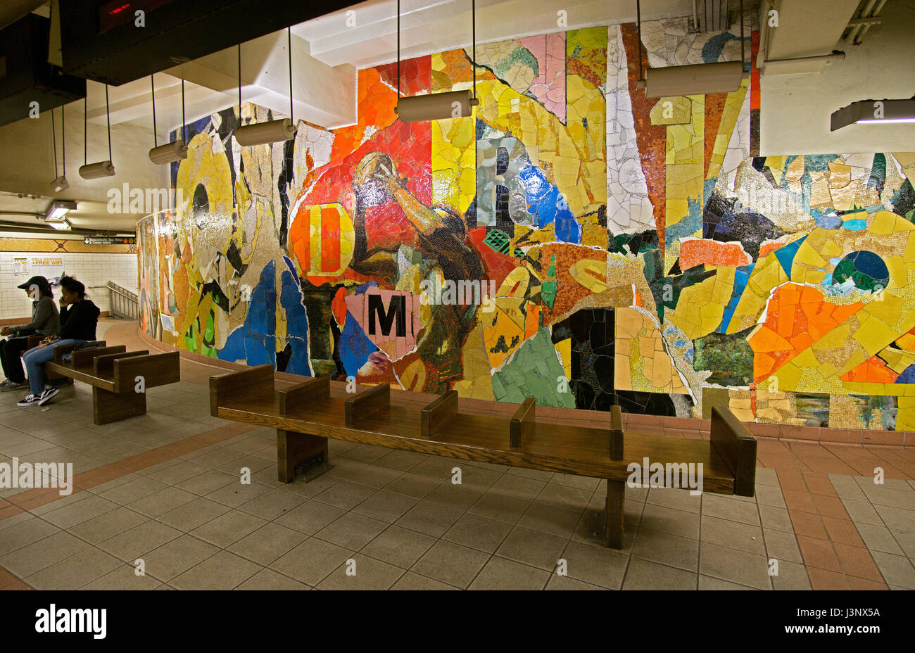 Subway mural dekalb hi-res stock photography and images - Alamy