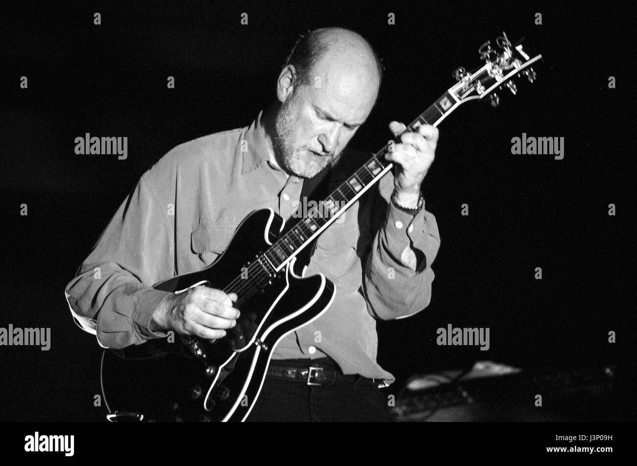 John Scofield (born December 26, 1951, Dayton, Ohio, US,often referred ...