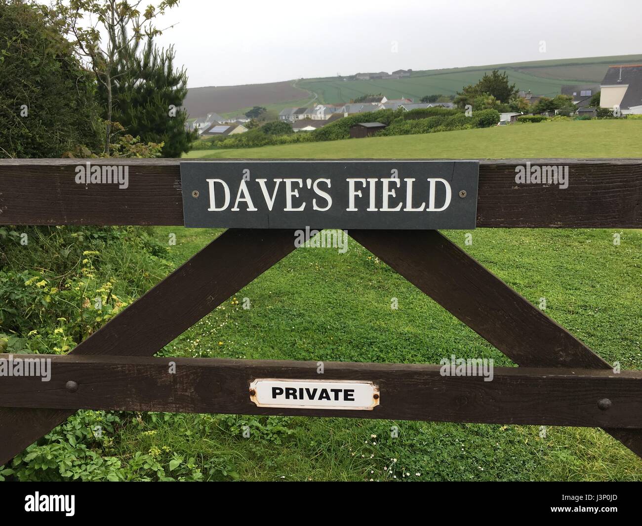 Entrance to field private hi-res stock photography and images - Alamy
