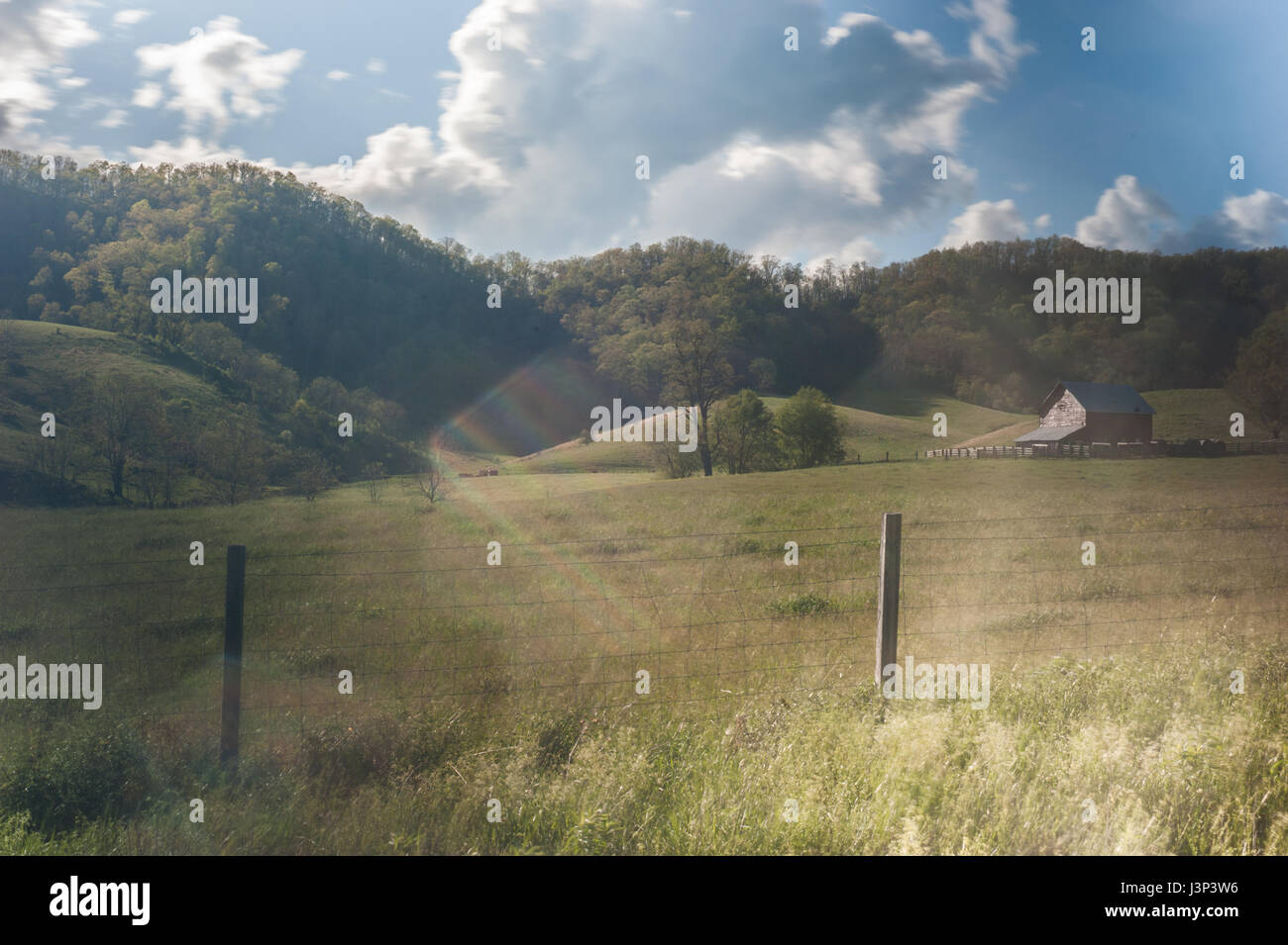 Farm and fence in rural virginia Stock Photo - Alamy