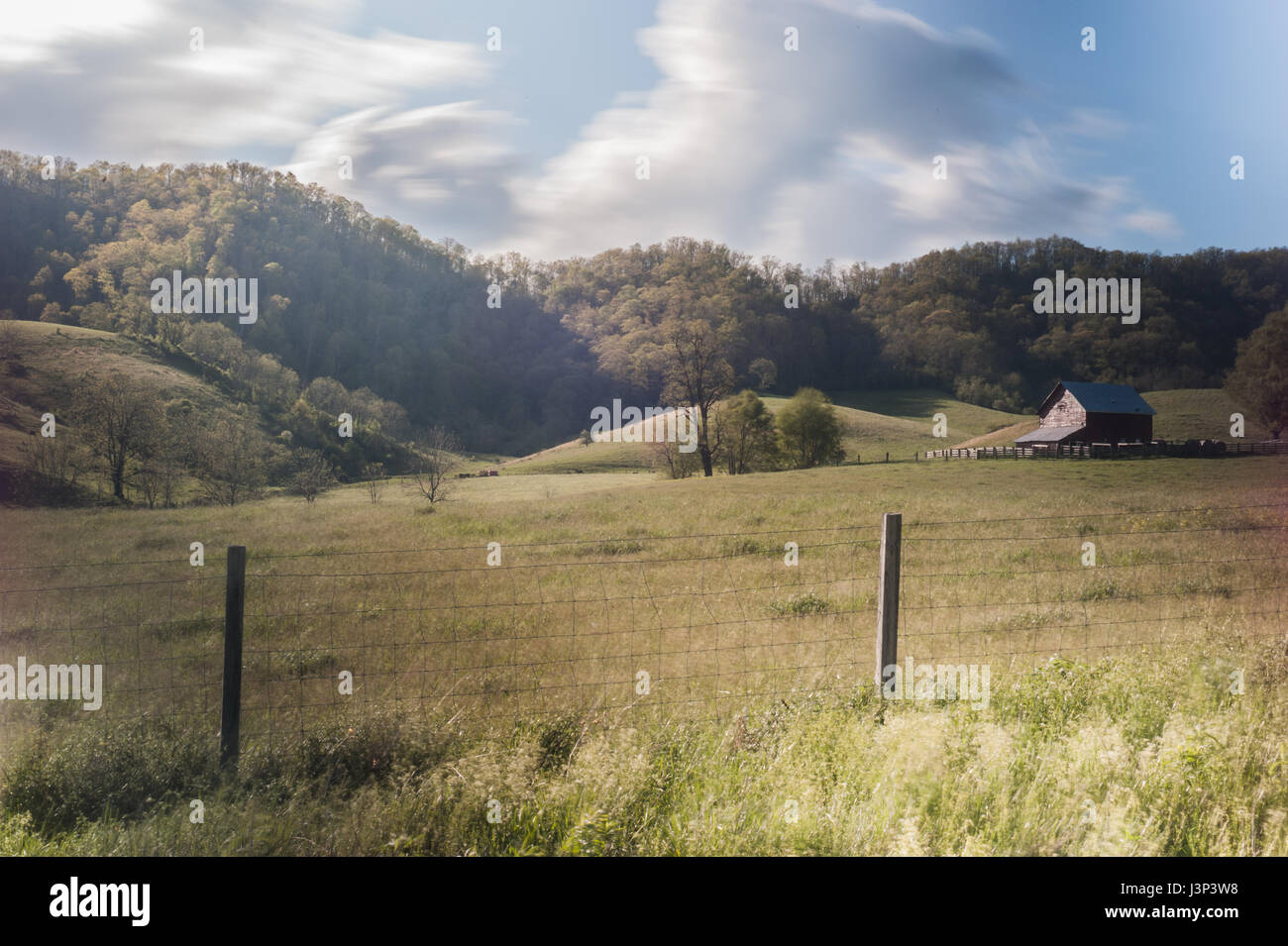 Farm and fence in rural virginia Stock Photo - Alamy