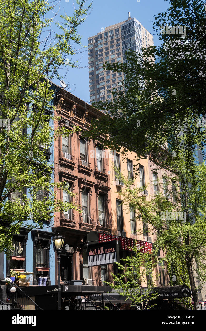 New york america street restaurant hi-res stock photography and images ...