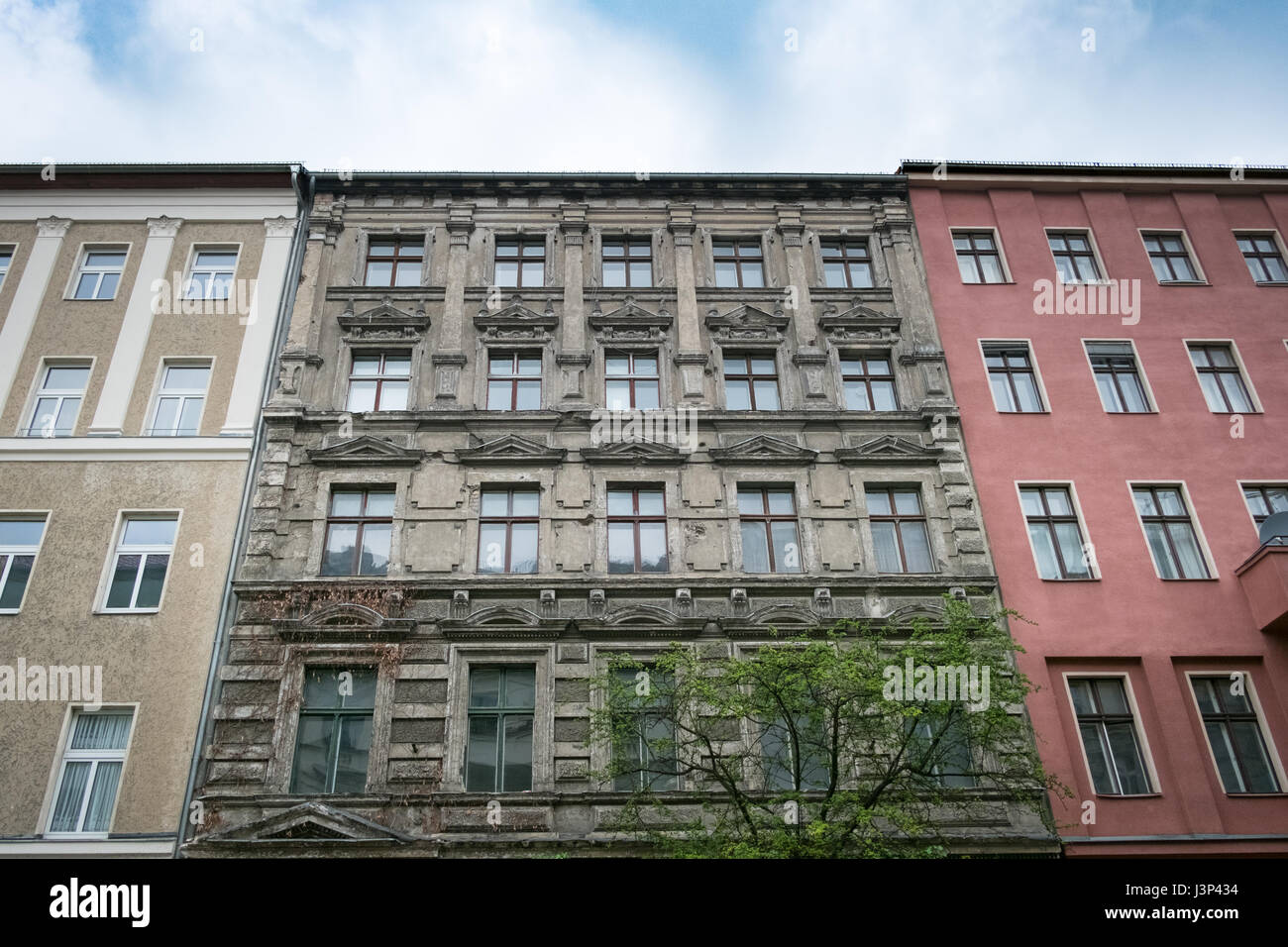 Unsanitary hi-res stock photography and images - Alamy