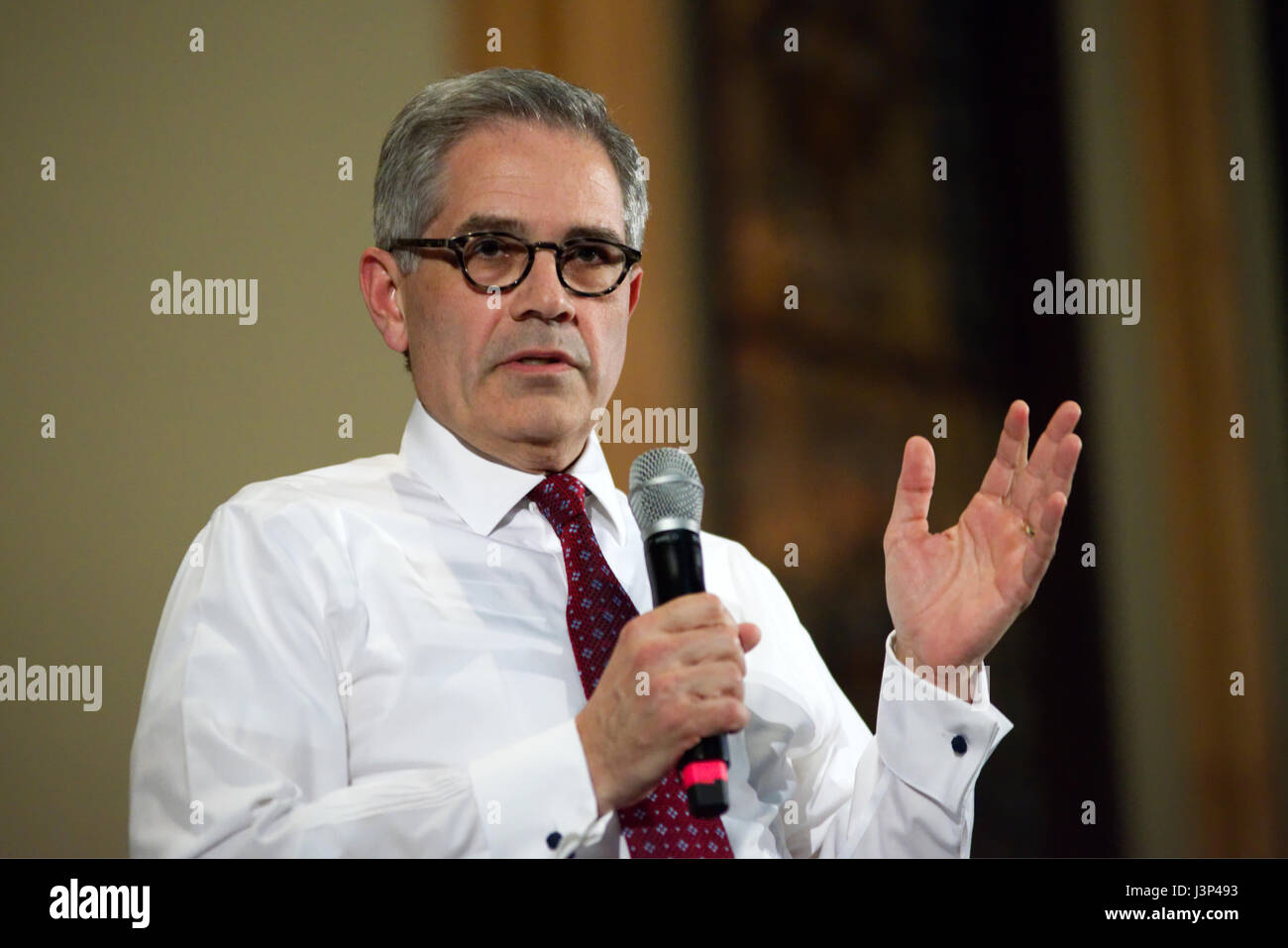 Larry Krasner speaks at District Attorney Candidate Forum at Arch St ...