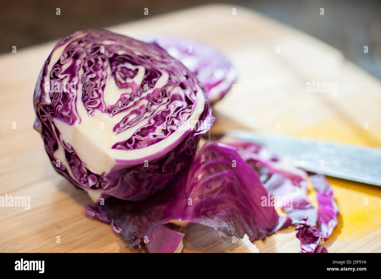 Extract of red cabbage hi-res stock photography and images - Alamy