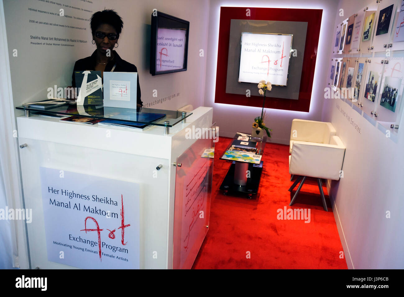Miami Beach Florida,Miami Beach Convention Center,Art Basel,exhibitor ...