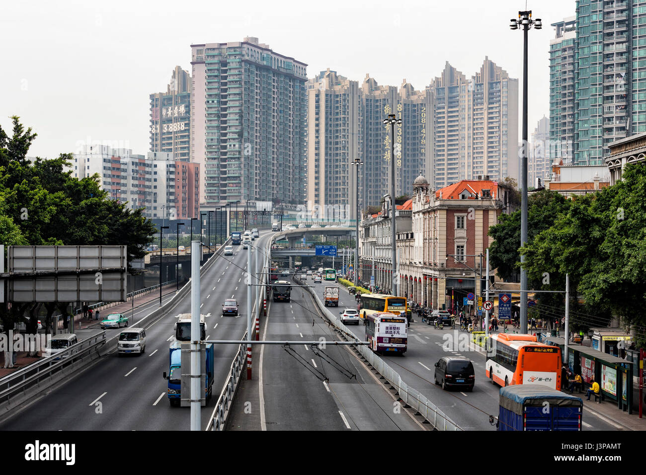 Guangzhou china traffic buses hi-res stock photography and images - Alamy