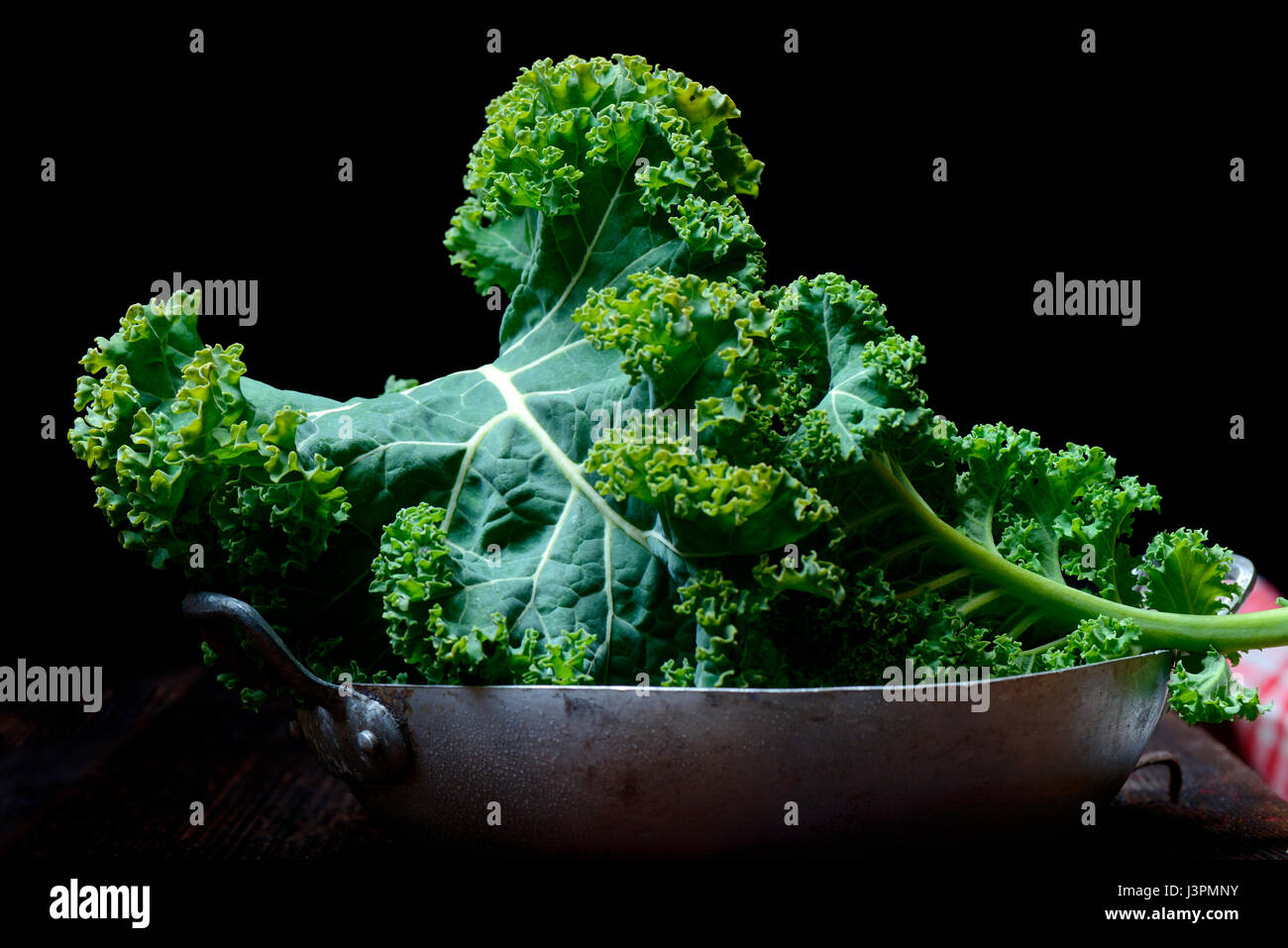 Gruenkohl in Schale, Gruenkohl, Krauskohl, Federkohl, Winterkohl ...