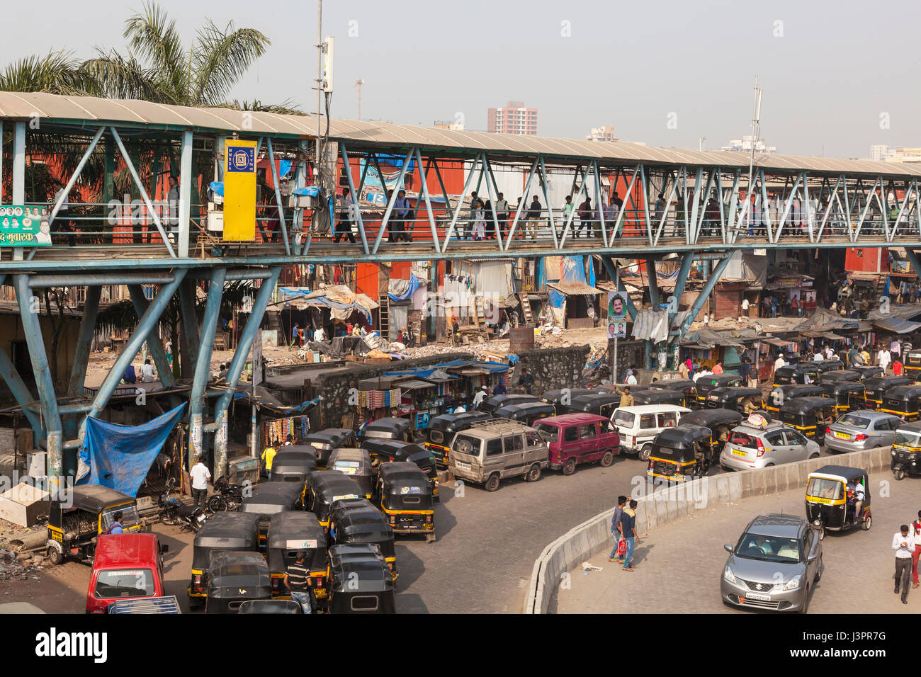 Traffic bandra mumbai india hi-res stock photography and images - Alamy