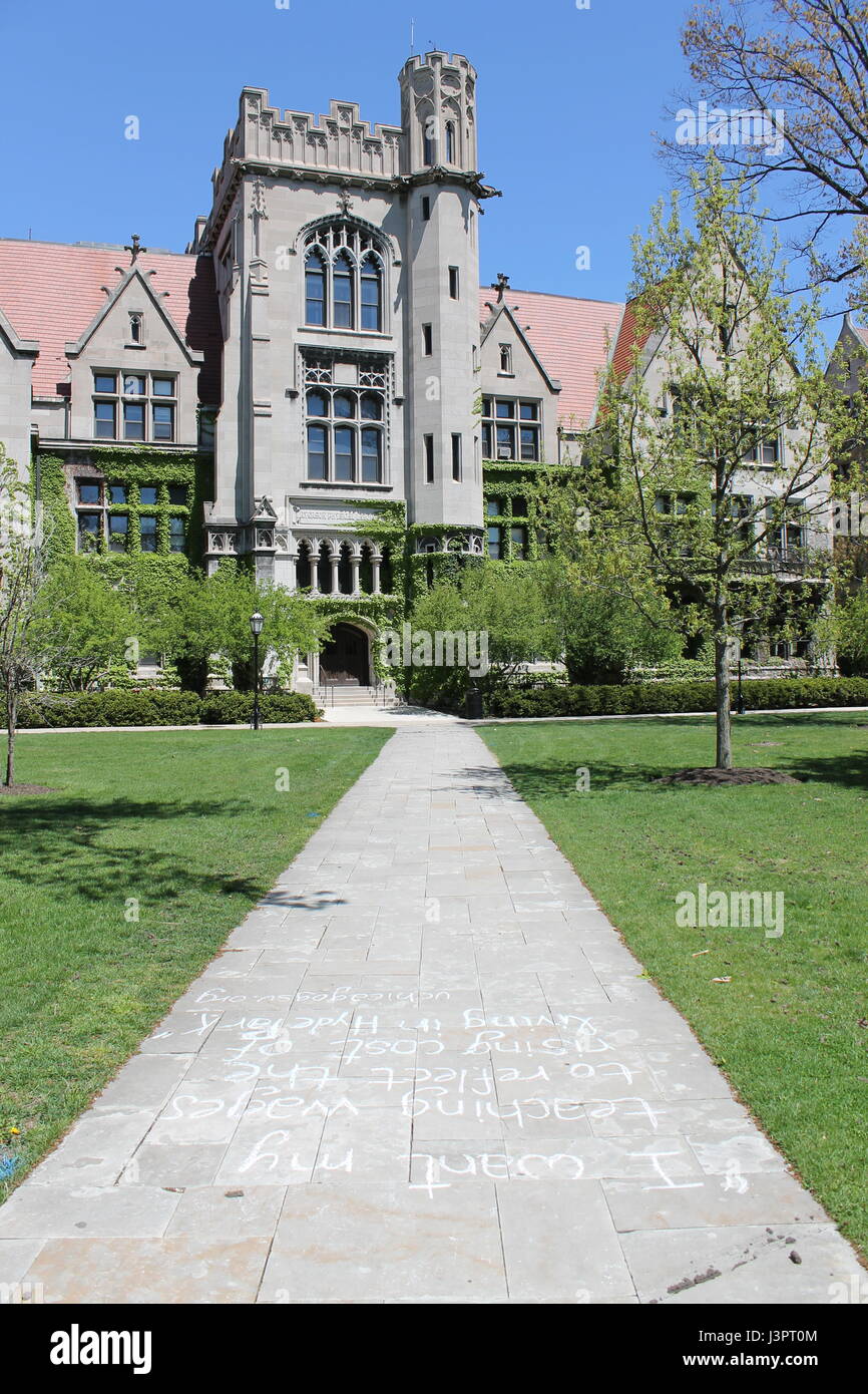 The Ryerson Laboratory on the University of Chicago quad Stock Photo ...