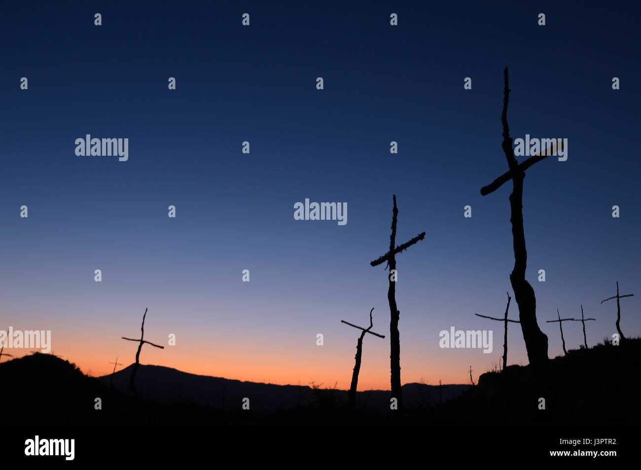 Beautiful sunset with cross hi-res stock photography and images - Alamy