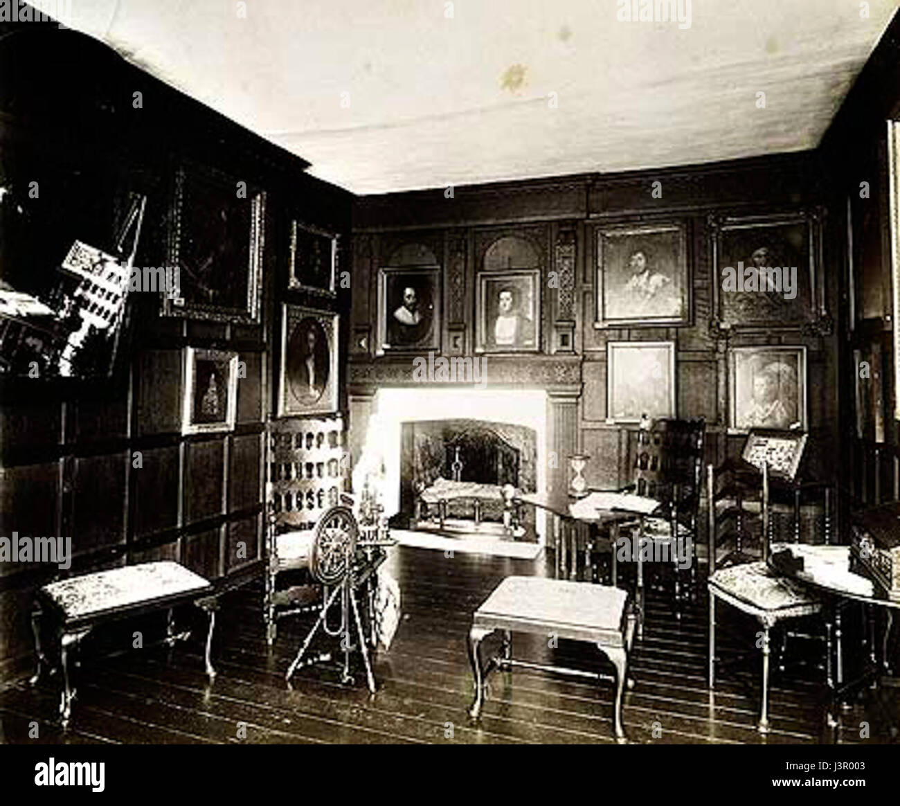 Knole hall and screen Stock Photo - Alamy