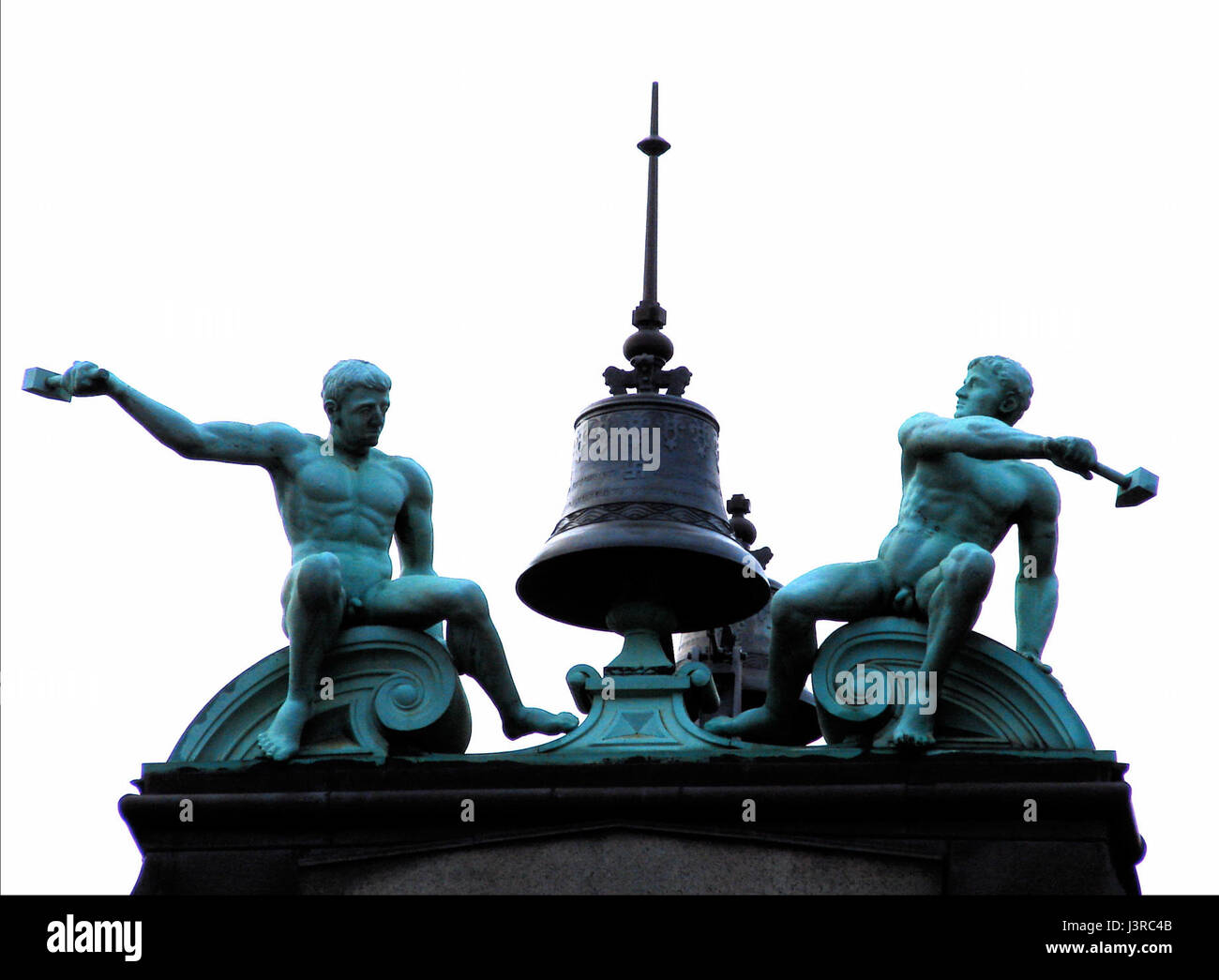 Sinding hi-res stock photography and images - Alamy